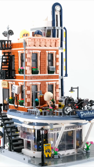 Merlins Bricks: "#Pantasy Motorcycle Restaurant Modular SHORT REVI ...